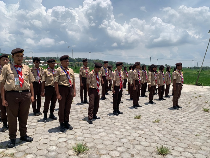 PELANTIKAN SECABA PANGKALAN SMK BINA NUSANTARA UNGARAN 2024 - SMK Bina ...